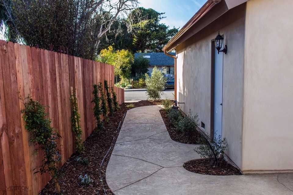 La Paloma - Traditional - Landscape - Santa Barbara - by Salinas ...