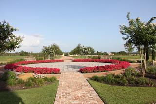 Labyrinth Garden - Midcentury - Landscape - Houston - by Landscape ...
