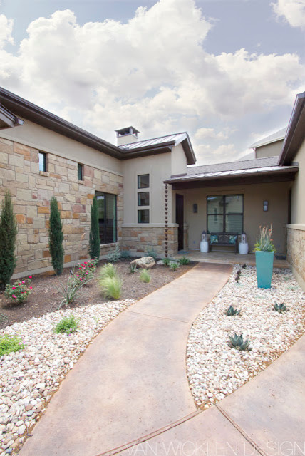 Lakeway Custom Home - Contemporary - Landscape - Austin - by Van ...