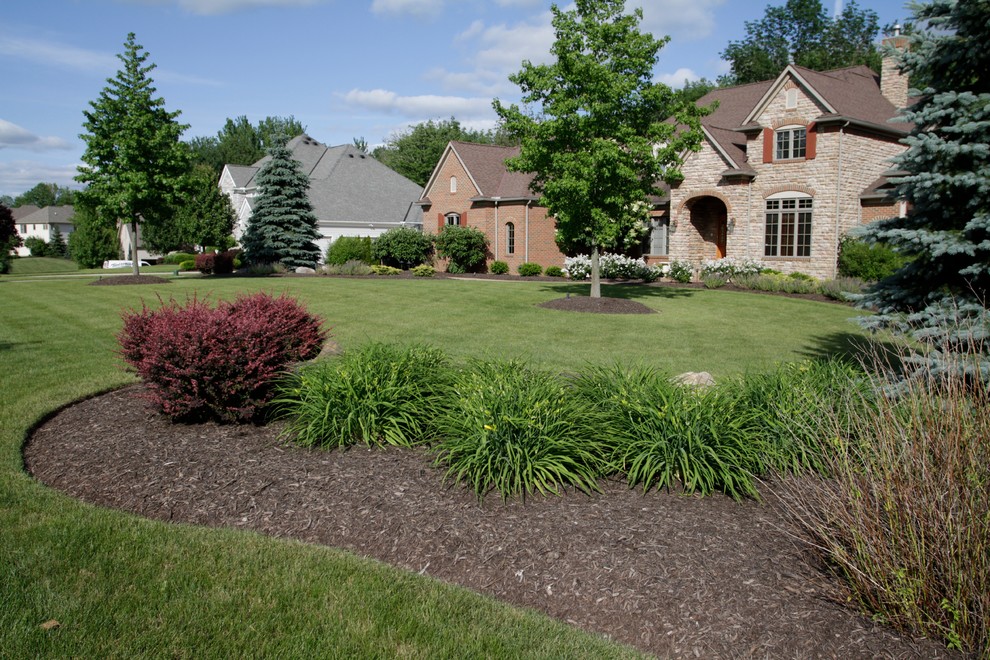 Landscape 1200 - Traditional - Landscape - Cleveland - by Buckeye Hills ...