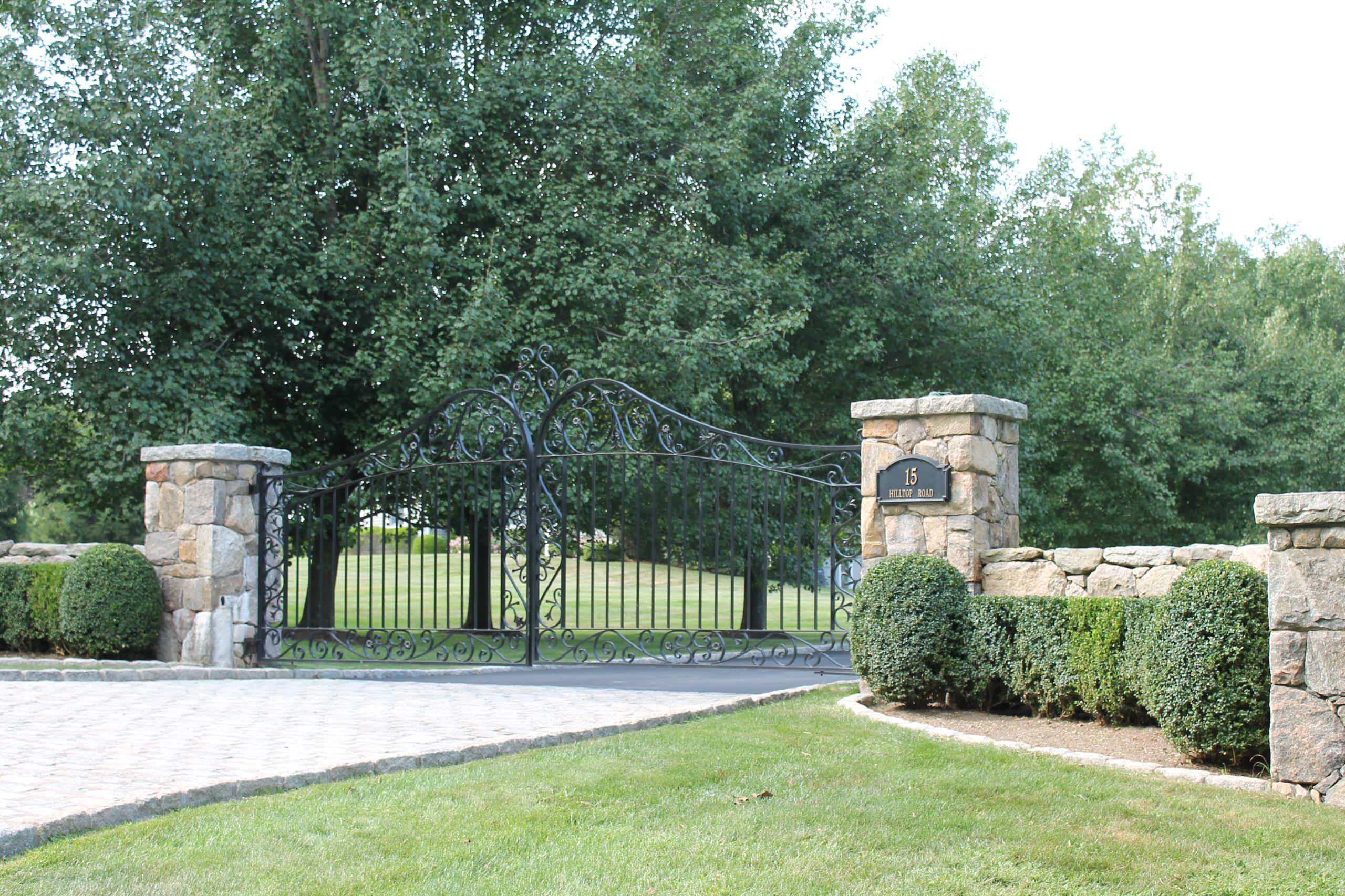 Front Gate Landscaping Ideas Top Front Yard Landscape Design Trends