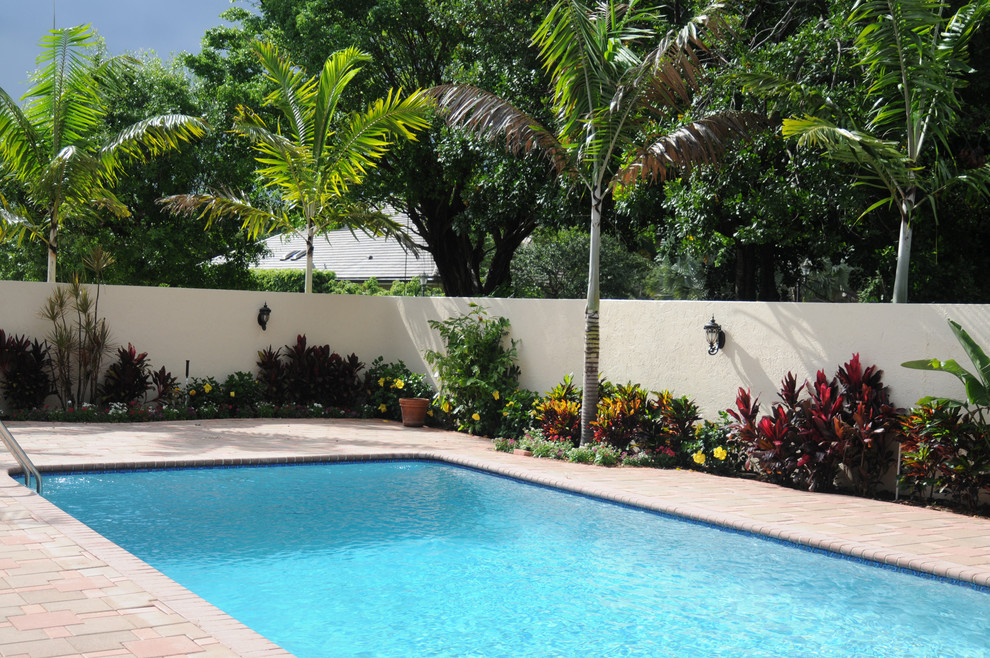 Landscape Makeover To Flip The House Tropical Landscape Miami landscape-makeover-to-flip-the-house-tropical-landscape-miami