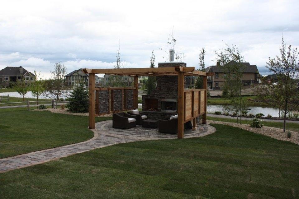 Landscaping by The Design Studio - Traditional - Landscape - Vancouver ...