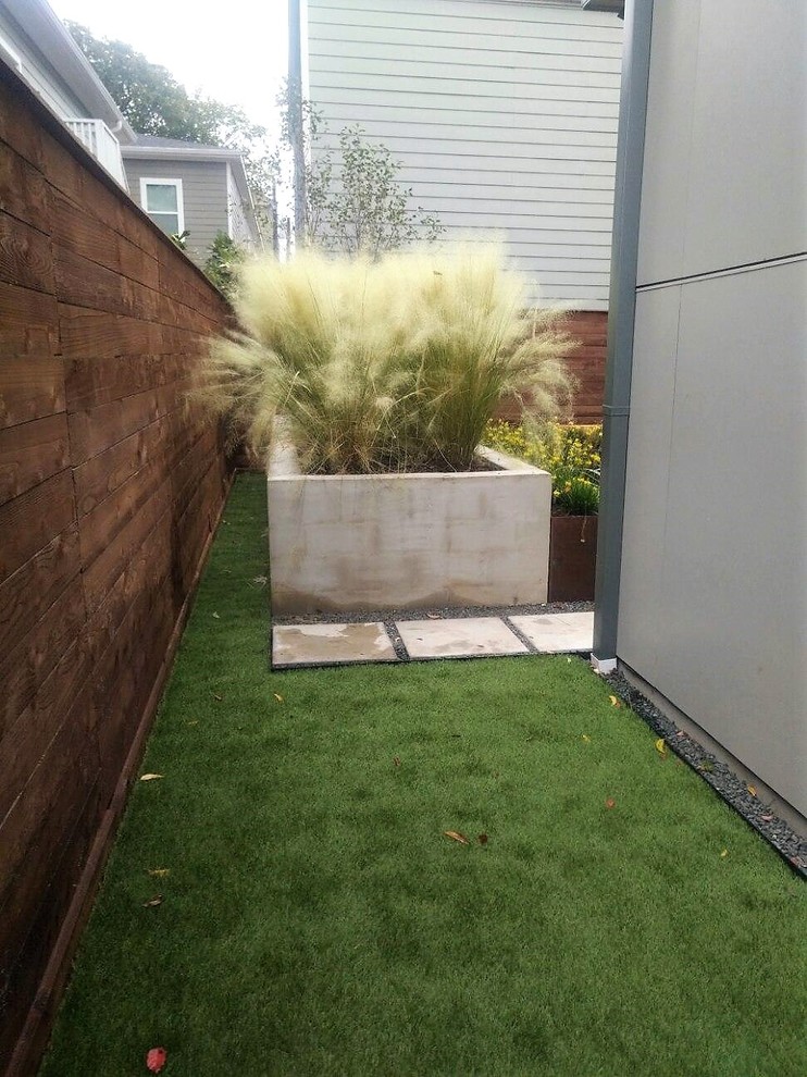 Layers, Tiers and Mix of Materials - Landscape - Houston - by ...