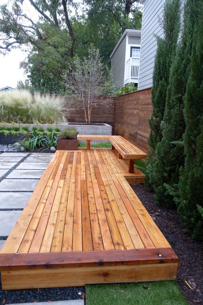 Layers, Tiers and Mix of Materials - Landscape - Houston - by ...