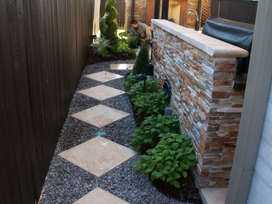 Limestone walkways with stepping stones - Landscape - New Orleans - by ...