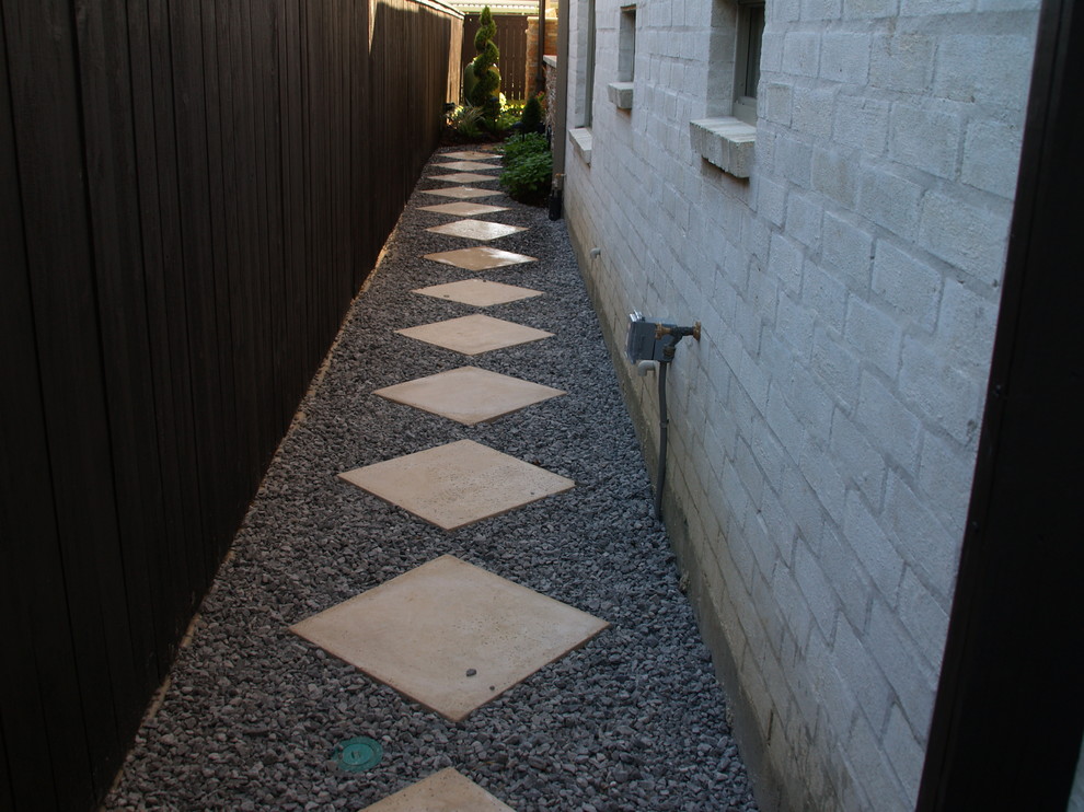 Limestone walkways with stepping stones - Landscape - New Orleans - by ...