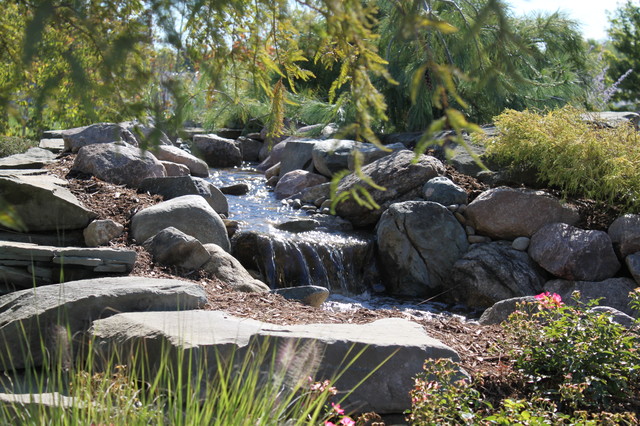 Lodi Farms Large Pondless Waterfall - Montagne - Jardin - Détroit - par ...