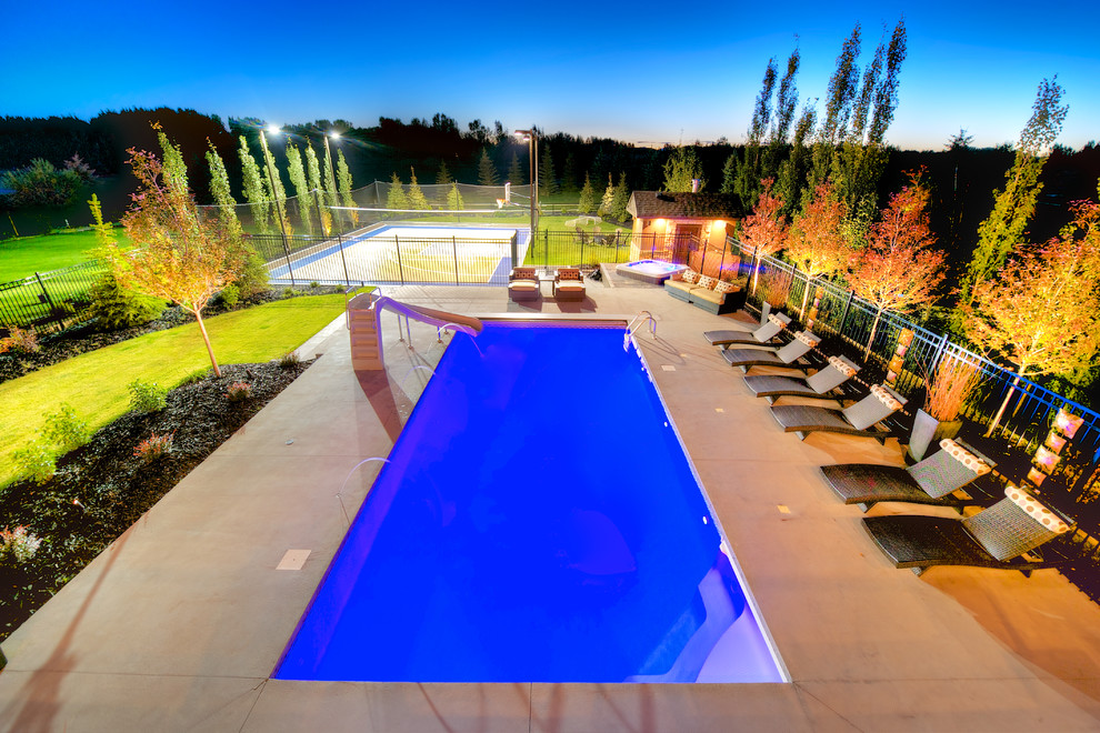 Lynx Ridge Luxury - Traditional - Landscape - Calgary - by VisionScapes ...