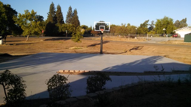 Michael B's Hercules Diamond Basketball System on a 50x40 in Madera, CA ...