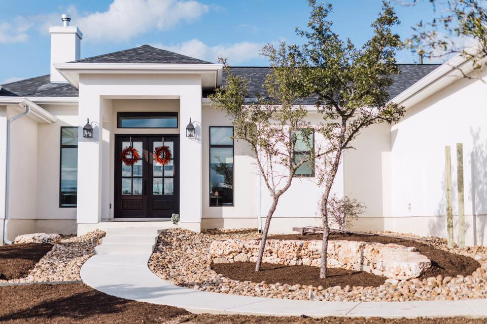 Modern and Simple Hill Country Landscape - Modern - Landscape - Austin ...