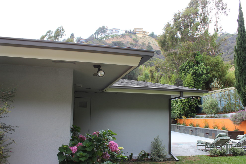 Modern Box Style Rain Gutters with 2x3 Downspouts in West Hollywood ...