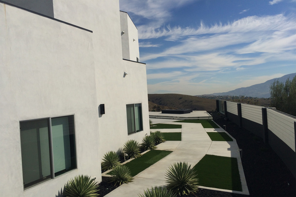 Modern Contemporary Garden Style - Contemporary - Landscape - Orange ...