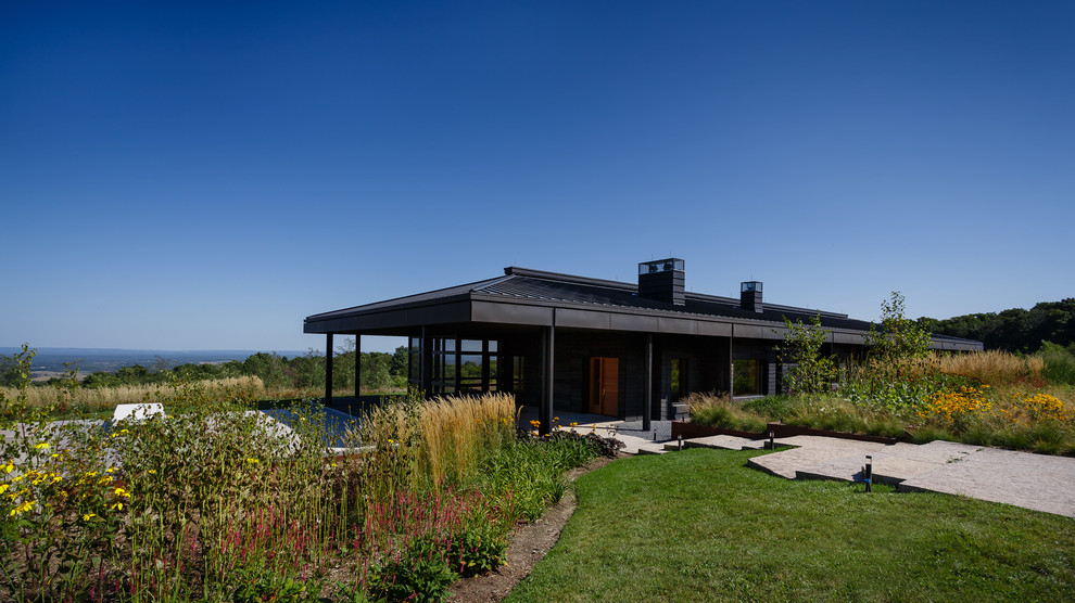 Modern Country Home - Craftsman - Landscape - Toronto - by Arbordale ...