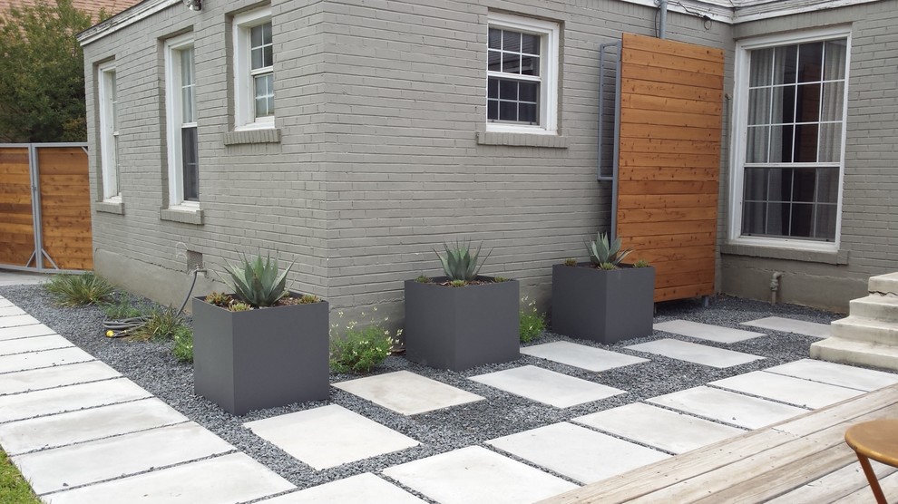 Modern design - Transitional - Landscape - Dallas - by Happy Gardens ...