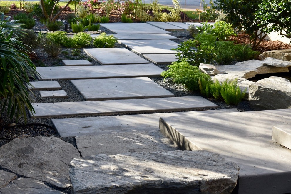 Modern Front Yard Water Garden - Minimalistisch - Garten - Miami - von ...