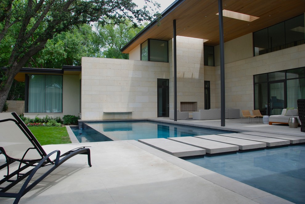 Modern Gallery Home - Modern - Landscape - Dallas - by Original ...