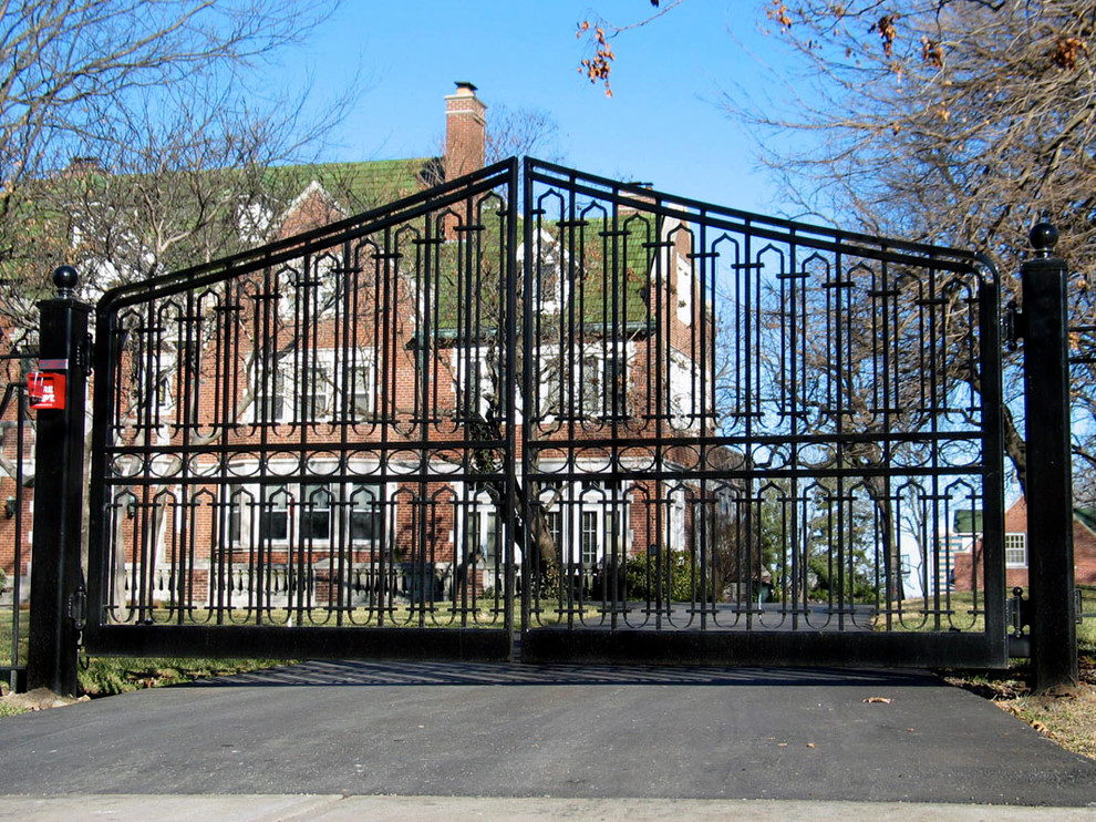 Motorized Gates - Contemporary - Landscape - Kansas City - by Austin ...
