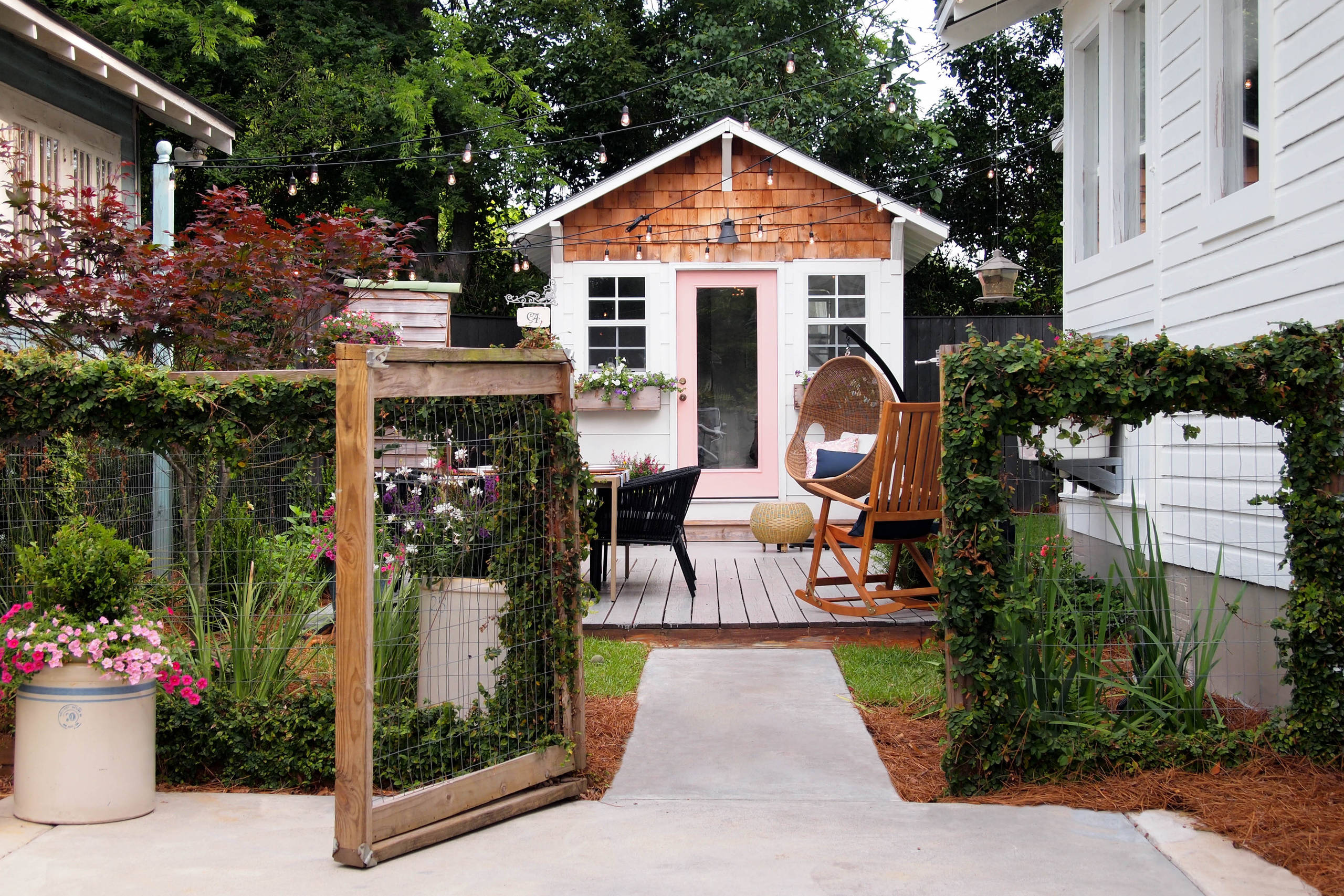 My Houzz: Sweet Yard With Fresh Floral Accents in Alabama