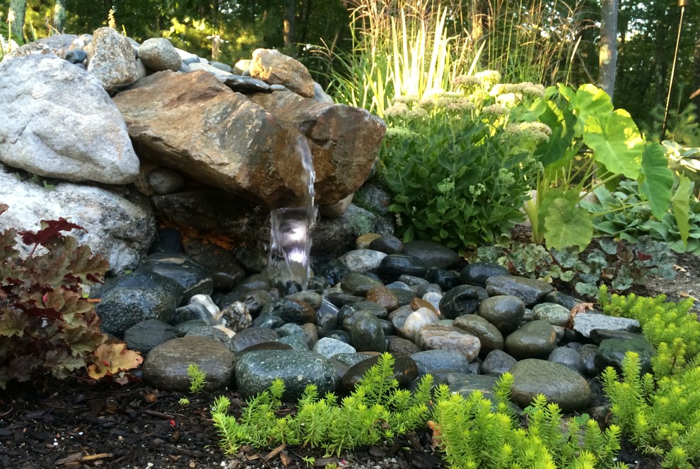 Natural Stone Pondless Water Feature - Jardín - Manchester - de Stone ...