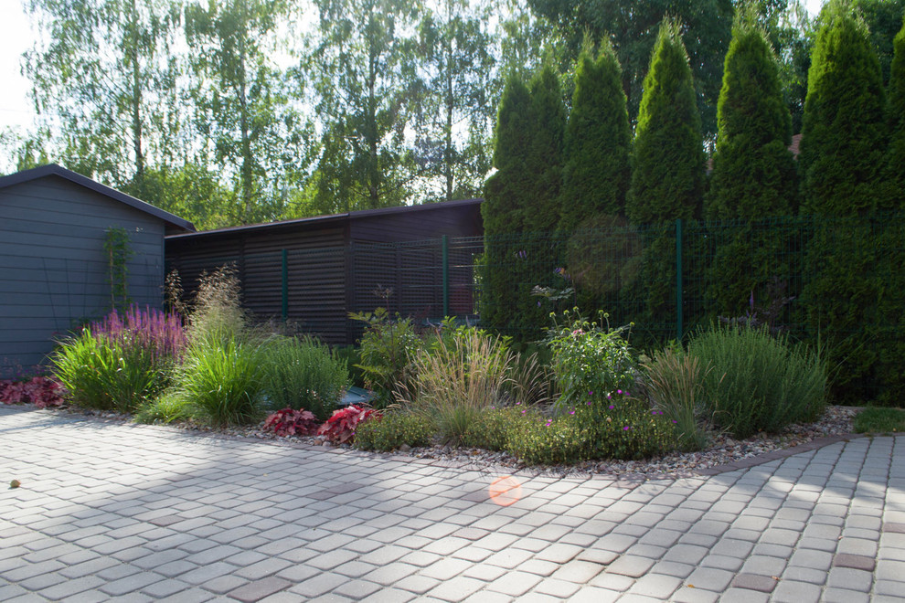 Natūralistinis gėlynas - Modern - Landscape - Other - by Sodo Fėja | Houzz