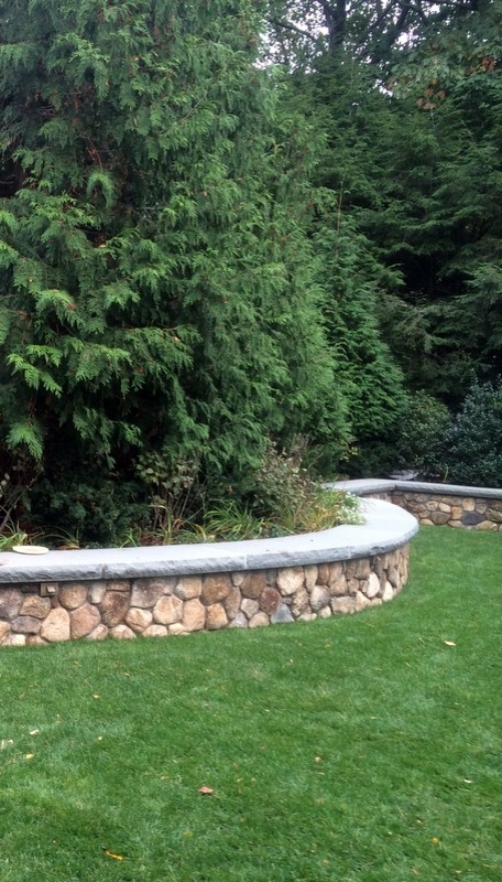 New England round stone wall with bluestone cap - Traditional ...