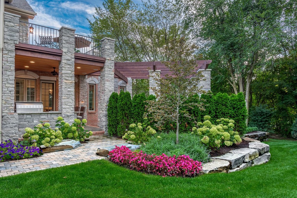 Oakhurst: Archictual Landscaping - Traditional - Landscape - Detroit ...