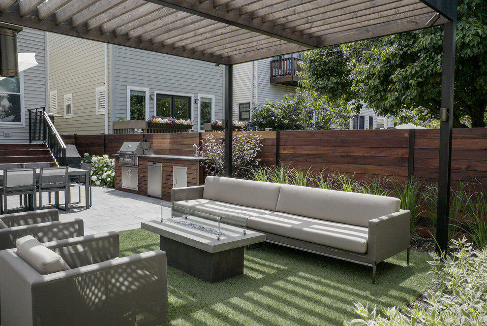 Old Town Modern Backyard - Modern - Landscape - Chicago - by Chicago ...