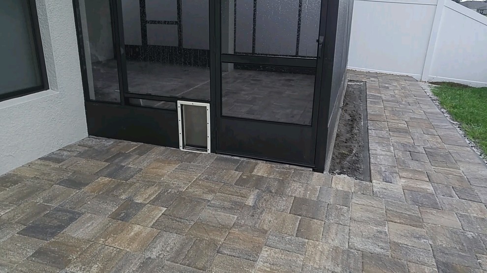 Our Portfolio - Traditional - Landscape - Tampa - by Hilimire Pavers ...