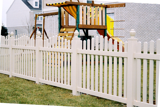 Our Work - Traditional - Garden - Chicago - by Chicago's Fence | Houzz AU