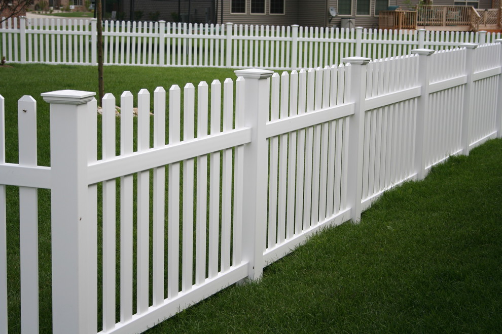 Our Work - Traditional - Landscape - Chicago - by Chicago's Fence | Houzz