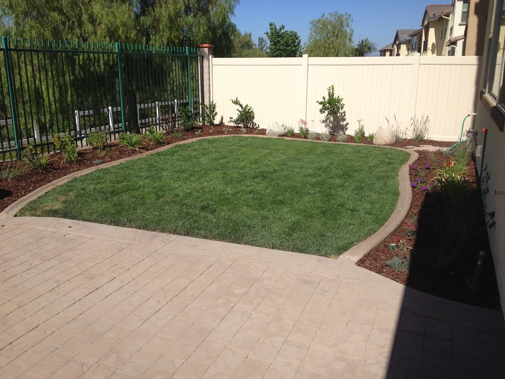 Outdoor Living in Compact Spaces - Eclectic - Landscape - Los Angeles ...