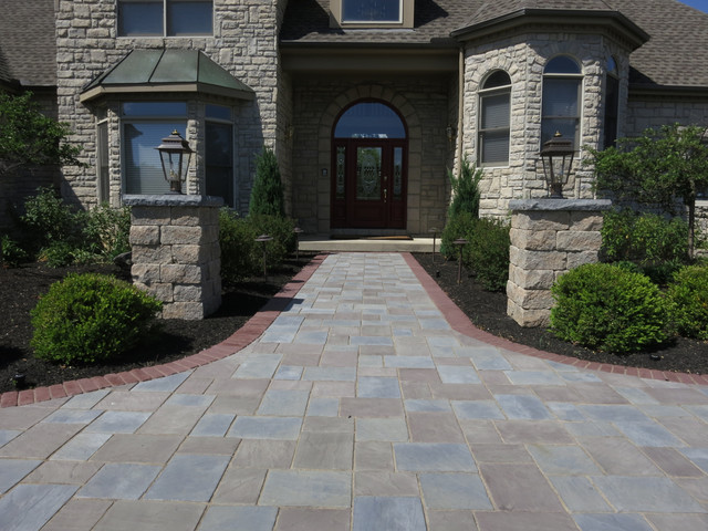 Outdoor Living/Patios, Paving, Flagstone & Stone - Traditional - Garden ...