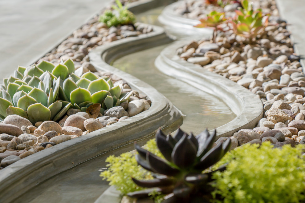 Pasadena Showcase Water Table and Stream - Contemporary - Landscape ...