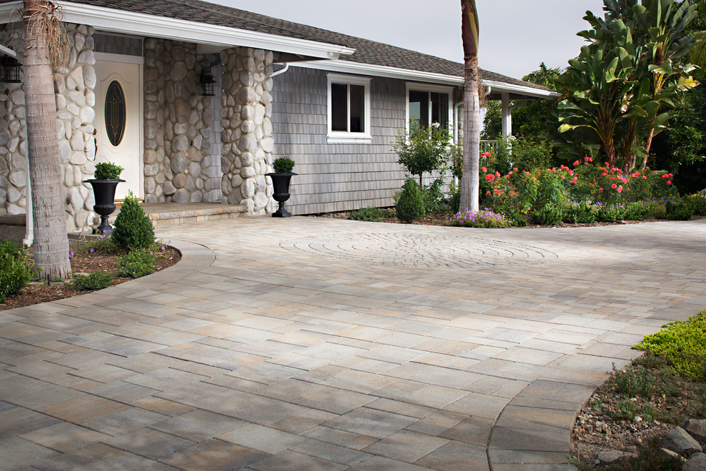 Paul Dunning NEW Paver Driveway and Entryway - Traditional - Landscape ...