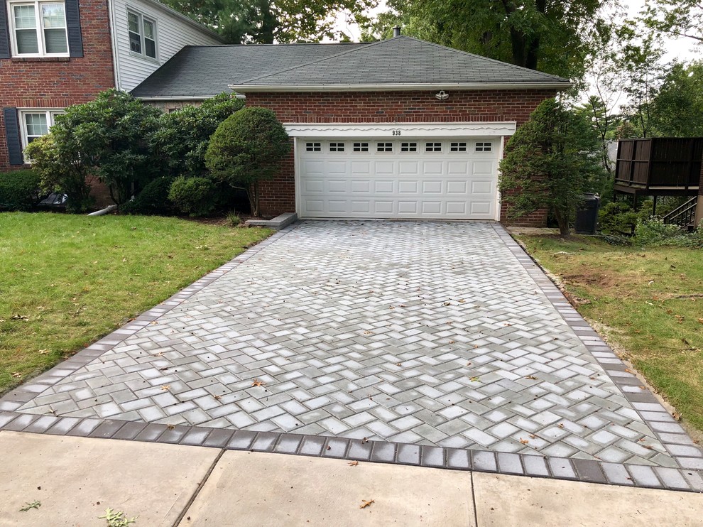 Paver Driveway & Landscape Wall - Garage - New York - by Tribeca ...