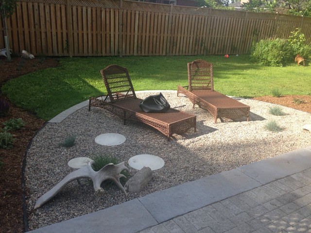 Pea stone sitting area - Eclectic - Garden - Ottawa - by Gardening By ...