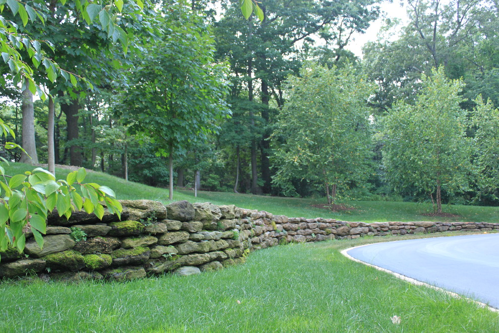 Peanut Stone Wall - Traditional - Landscape - New York - by PS&S | Houzz