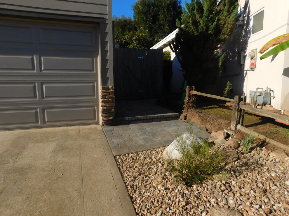 Point Loma Front Yard - Beach Style - Landscape - San Diego - by ...