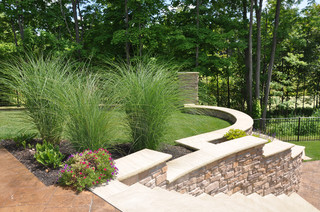 Pool Overlook - Traditional - Landscape - Cleveland - by LWB Design ...