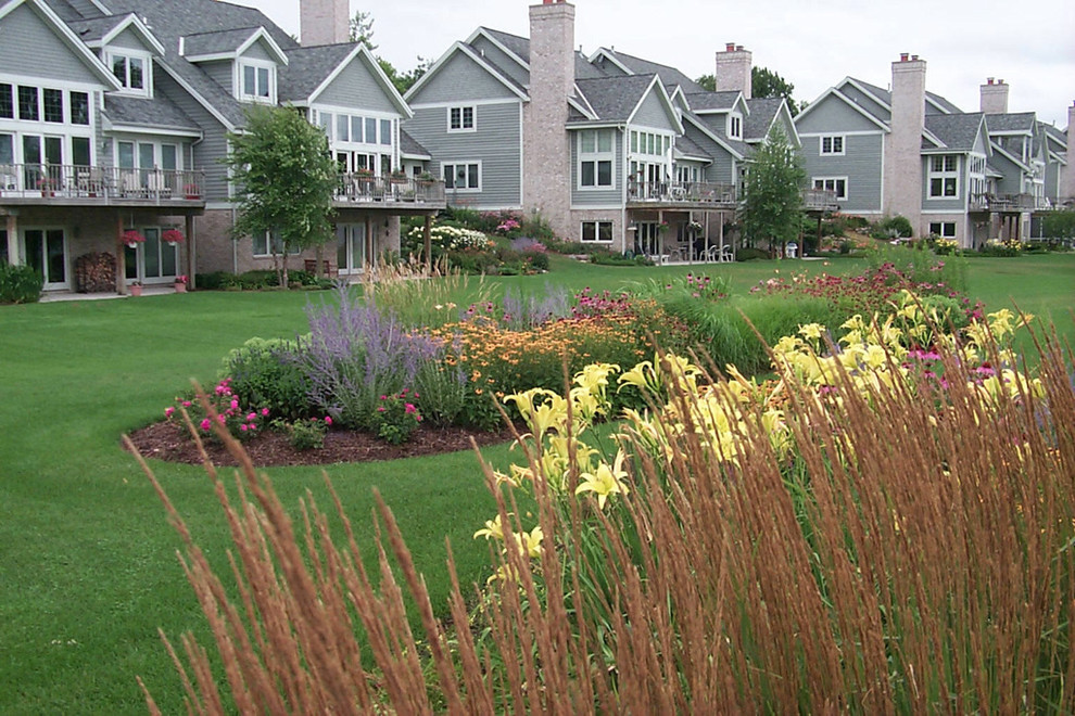 Prairies and Perennials - Traditional - Landscape - Milwaukee - by ...