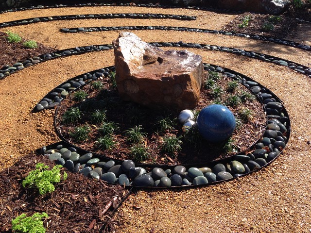 Prayer Labyrinth - Éclectique - Jardin - Oklahoma City - par ...