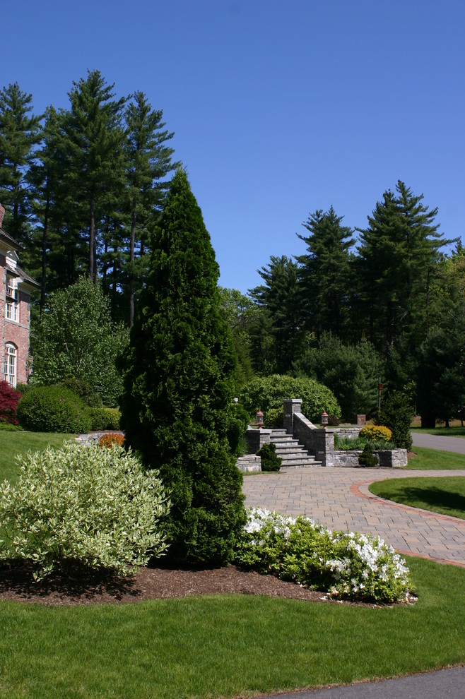 Projects designed and built by Old Farms Landscaping - Contemporary ...