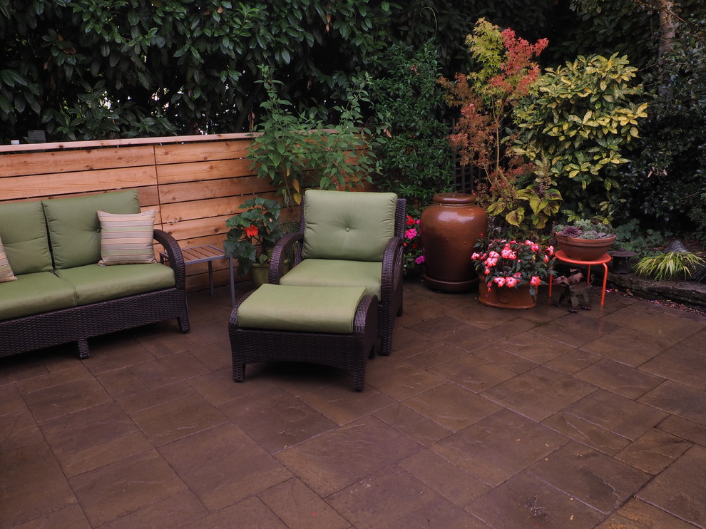 Ramsay Backyard Patio - Contemporary - Patio - Portland - by Tellurian ...