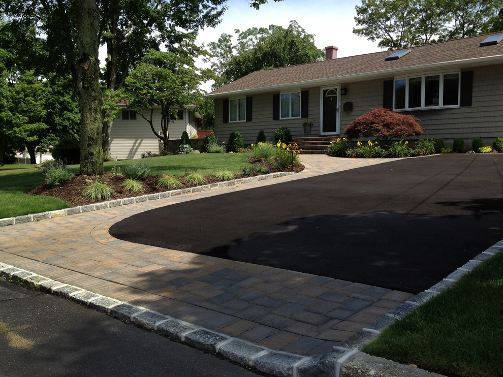 Ranch House Driveway and Front Entry Paving installation - Contemporary ...