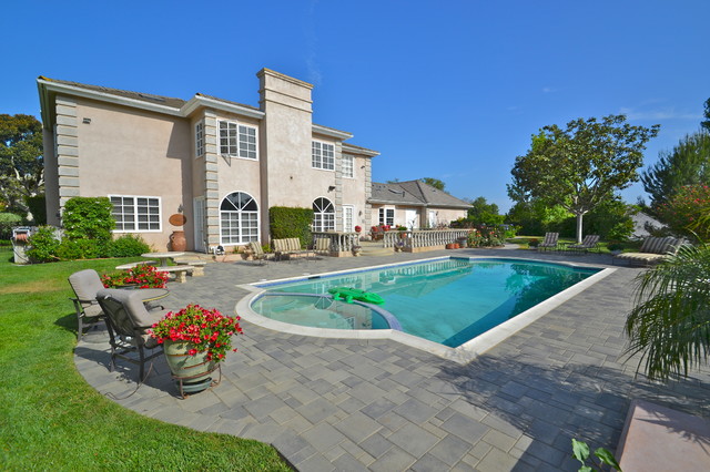 Rancho Santa Fe-92067-Expansive Paver Patio and Pool Deck - Traditional ...