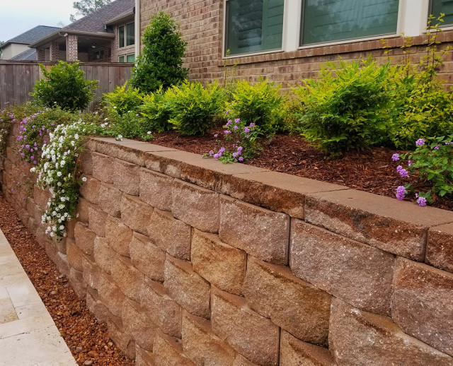 Red Stone Retaining Wall Retaining Walls | Liberty Landscapes