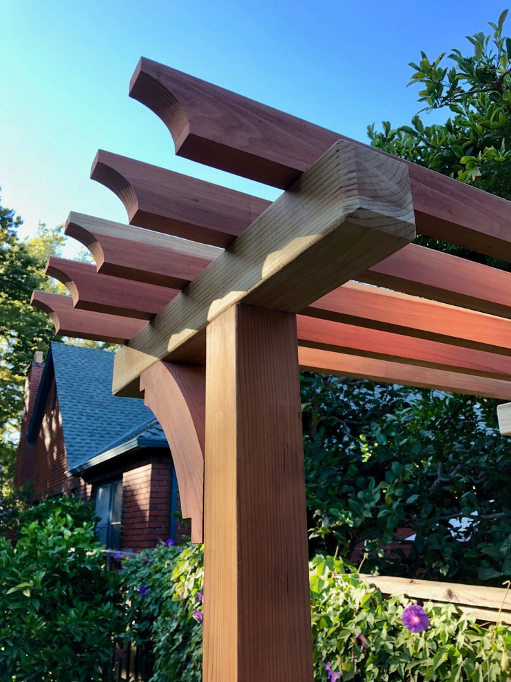Redwood Trellis - Craftsman - Landscape - Sacramento - by Bardet ...