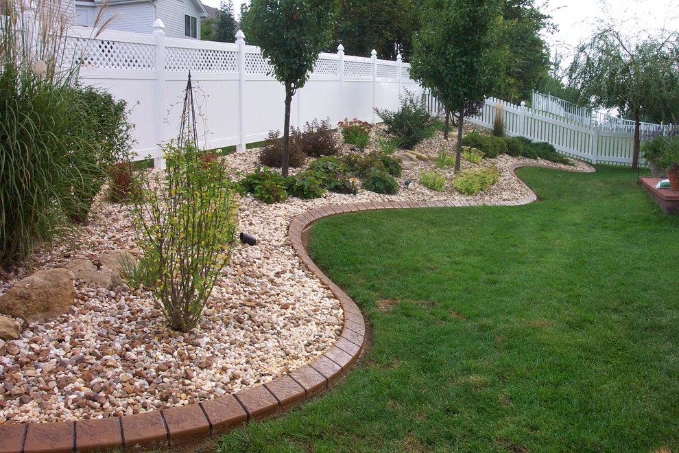 Residential Edging - Traditional - Landscape - St Louis - by Curb ...