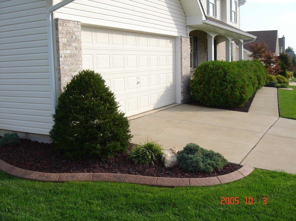 Residential Edging - Traditional - Landscape - St Louis - by Curb ...